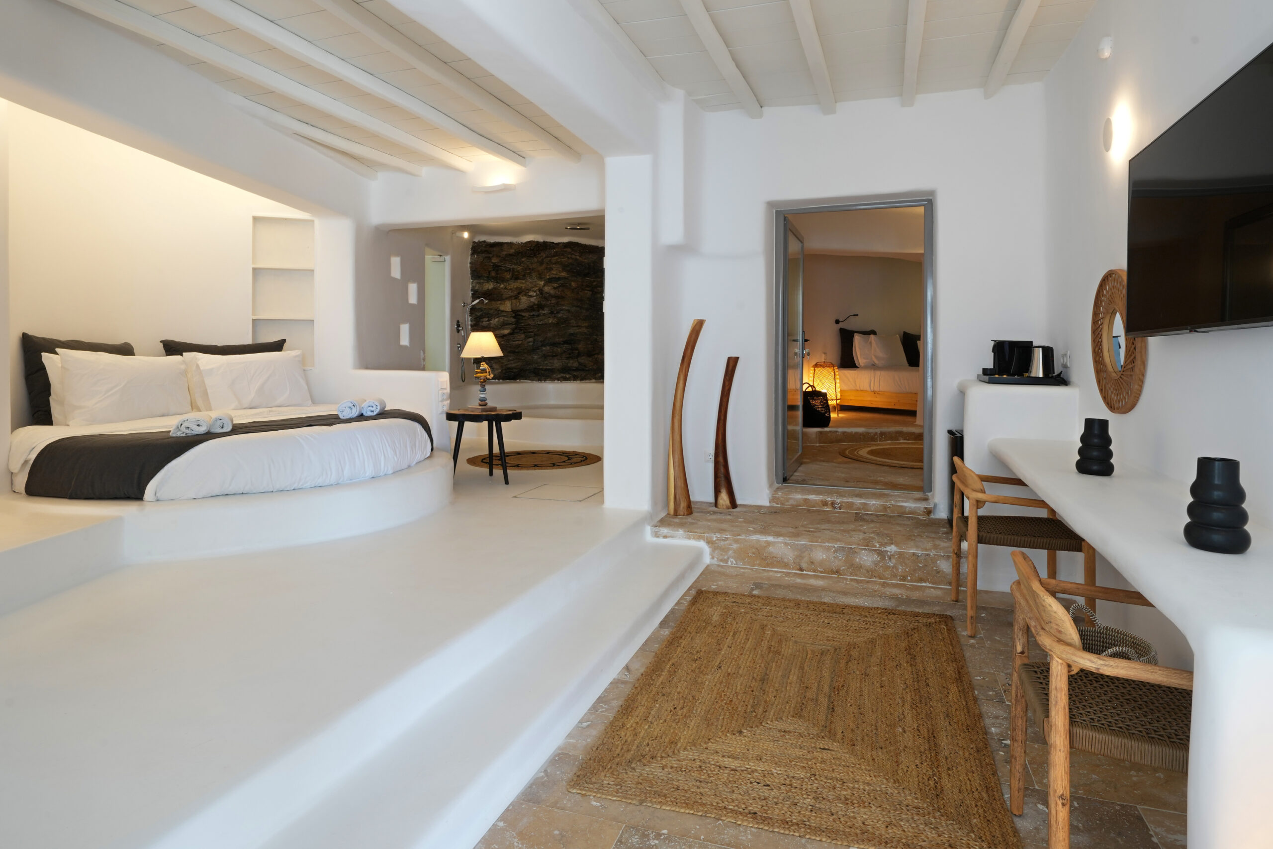 Three-Bedroom Suite with Spa Bath - White Stone Mykonos